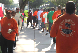 East Coast Longshore Workers Push to Reject Contract | Labor Notes