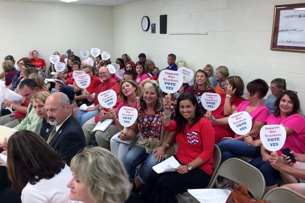 Dealing with 'Freeloaders' | Labor Notes