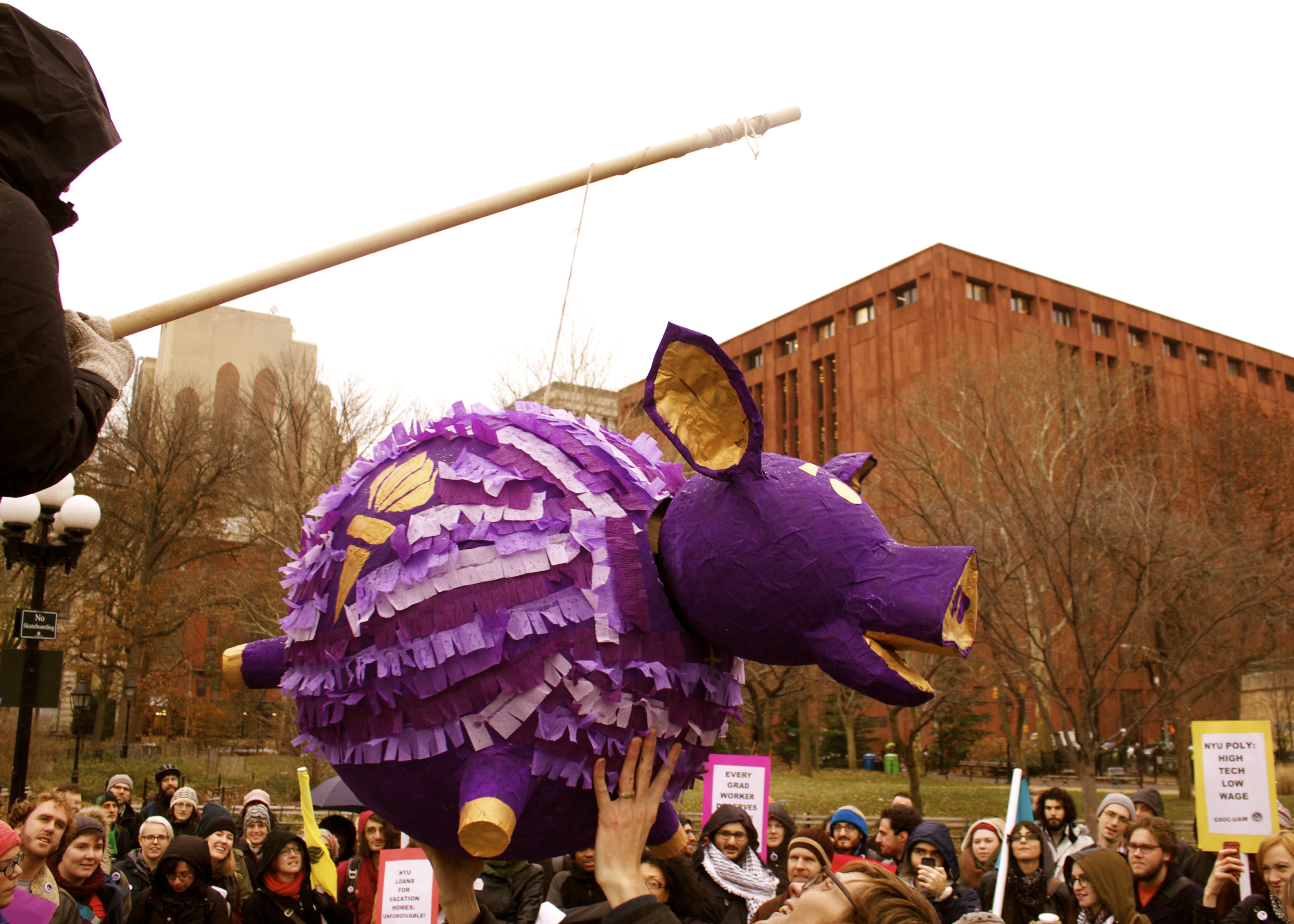 Creativity Nets Contract for NYU Grad Workers | Labor Notes