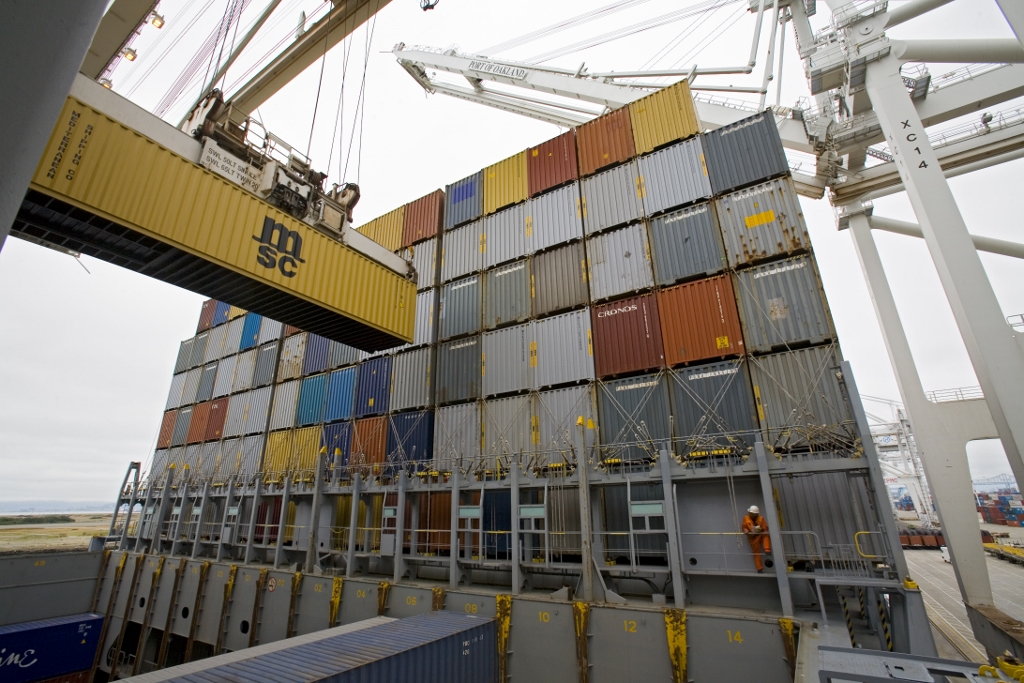 Union Faces Fresh Questions in West Coast Longshore Standoff | Labor Notes